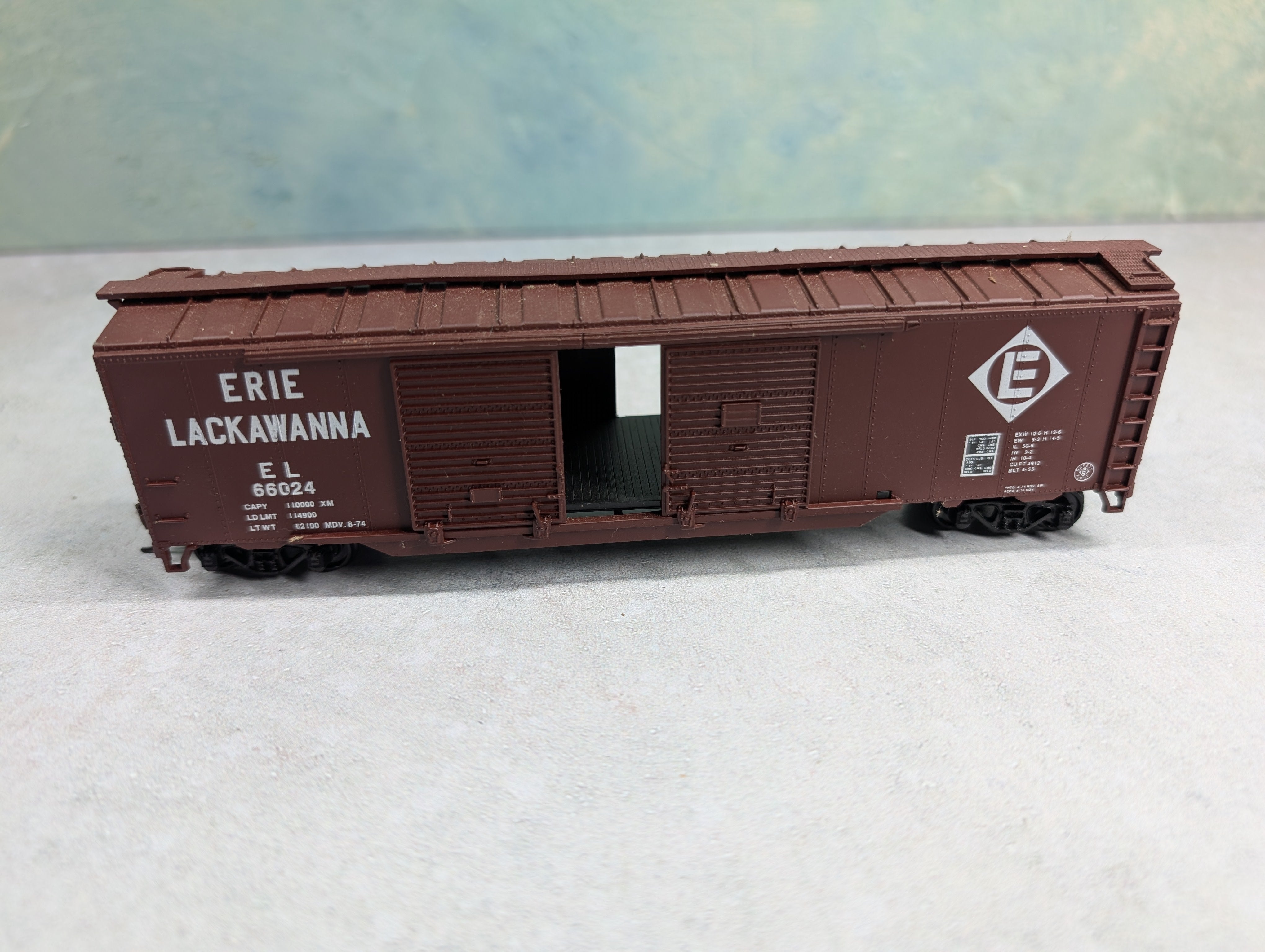 USED Athearn HO Scale 50' DD Box Car Erie Lackawanna EL #66024