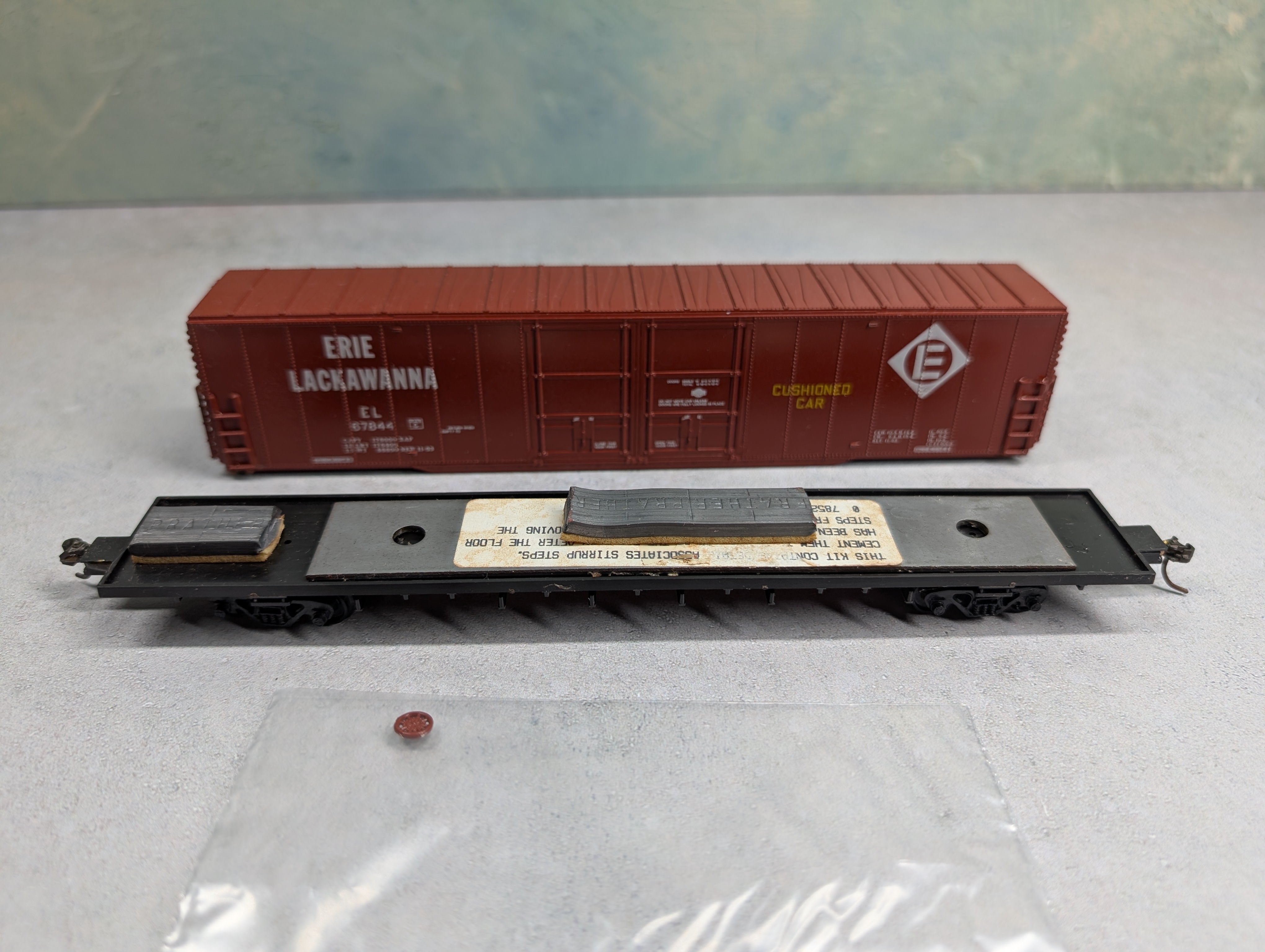 USED HO Scale 60' Box Car Erie Lackawanna EL #67844