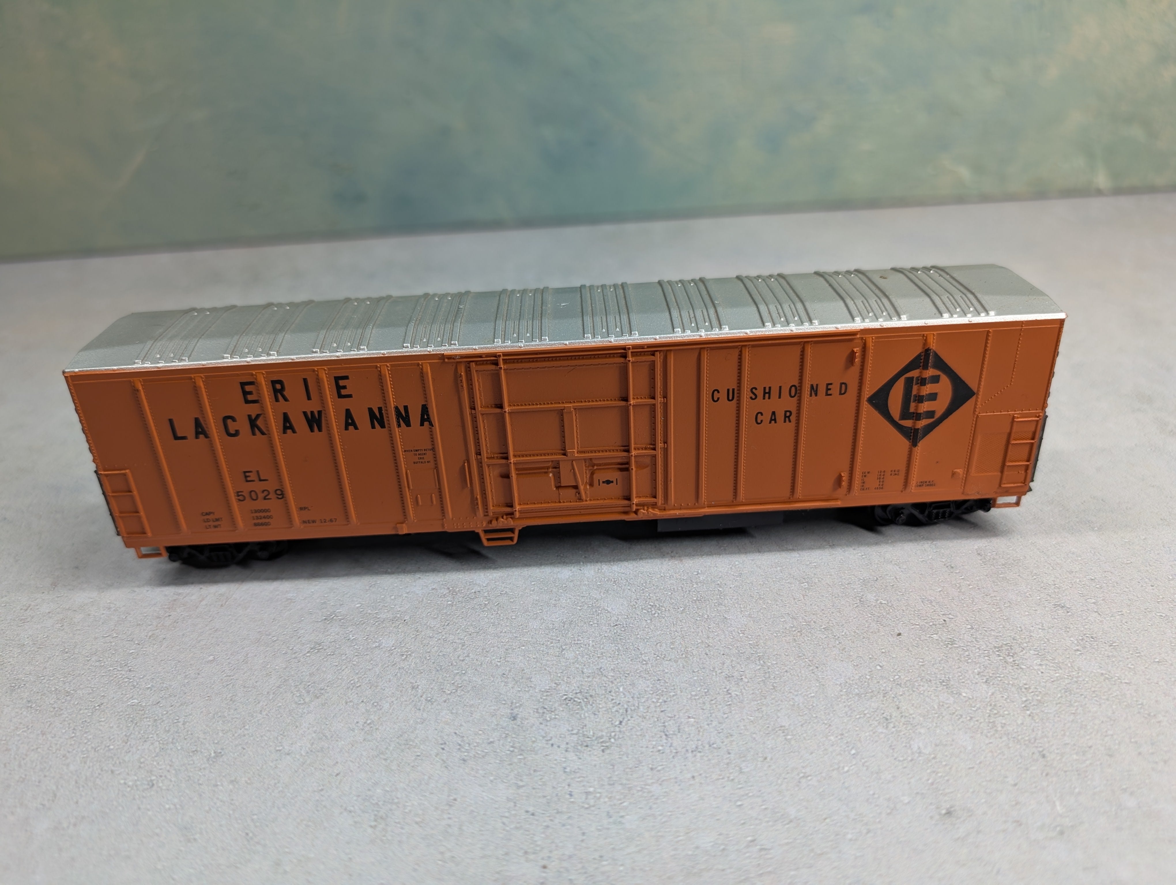 USED Athearn HO Scale 56' Box Car Erie Lackawanna EL #5029