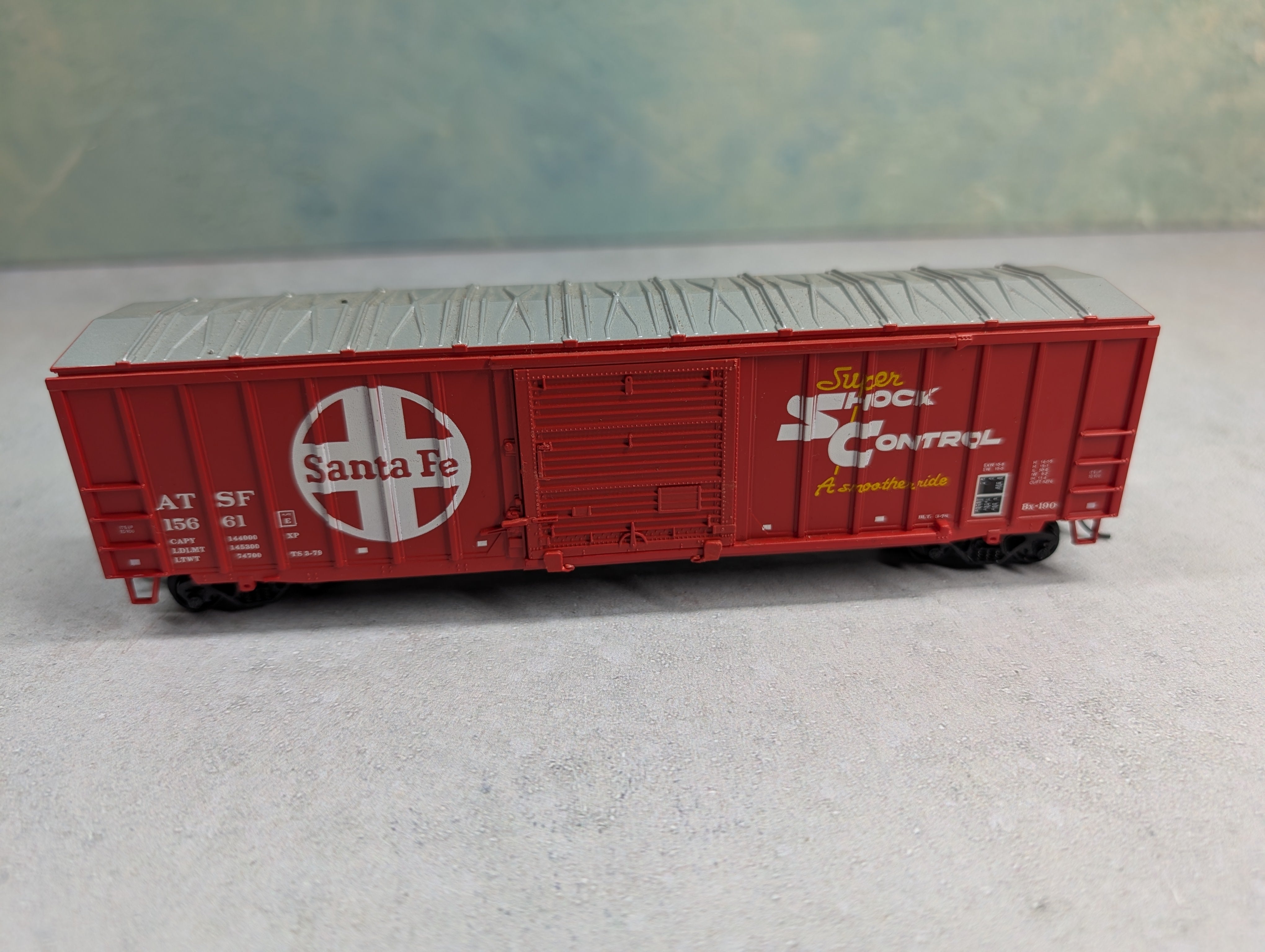 USED Athearn HO Scale 50' OB Box Car Santa Fe ATSF #15661