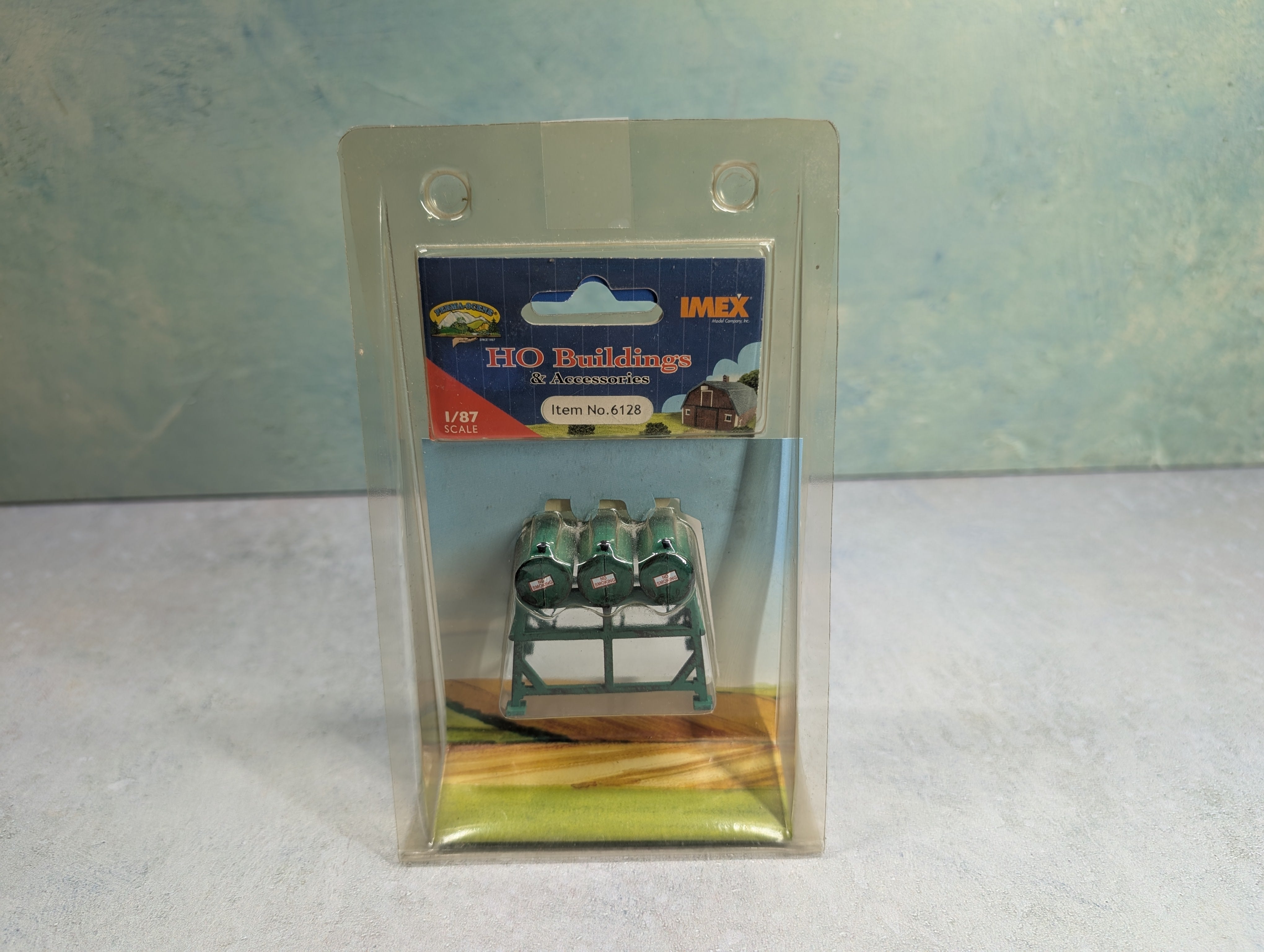 IMEX 6128 HO Scale Triple Fuel Tank