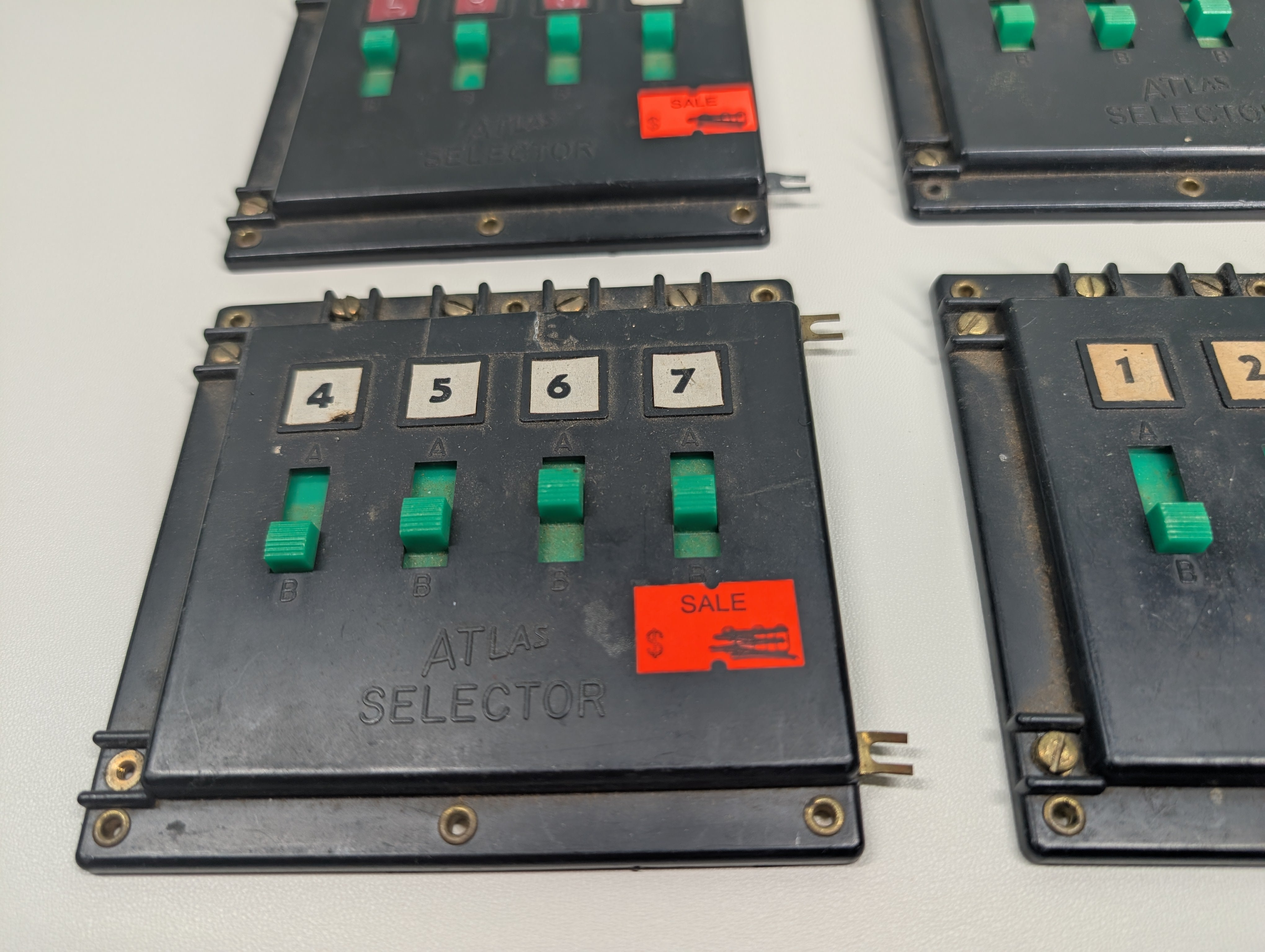 USED Atlas MULTI Scale Block Selector (4 pcs)