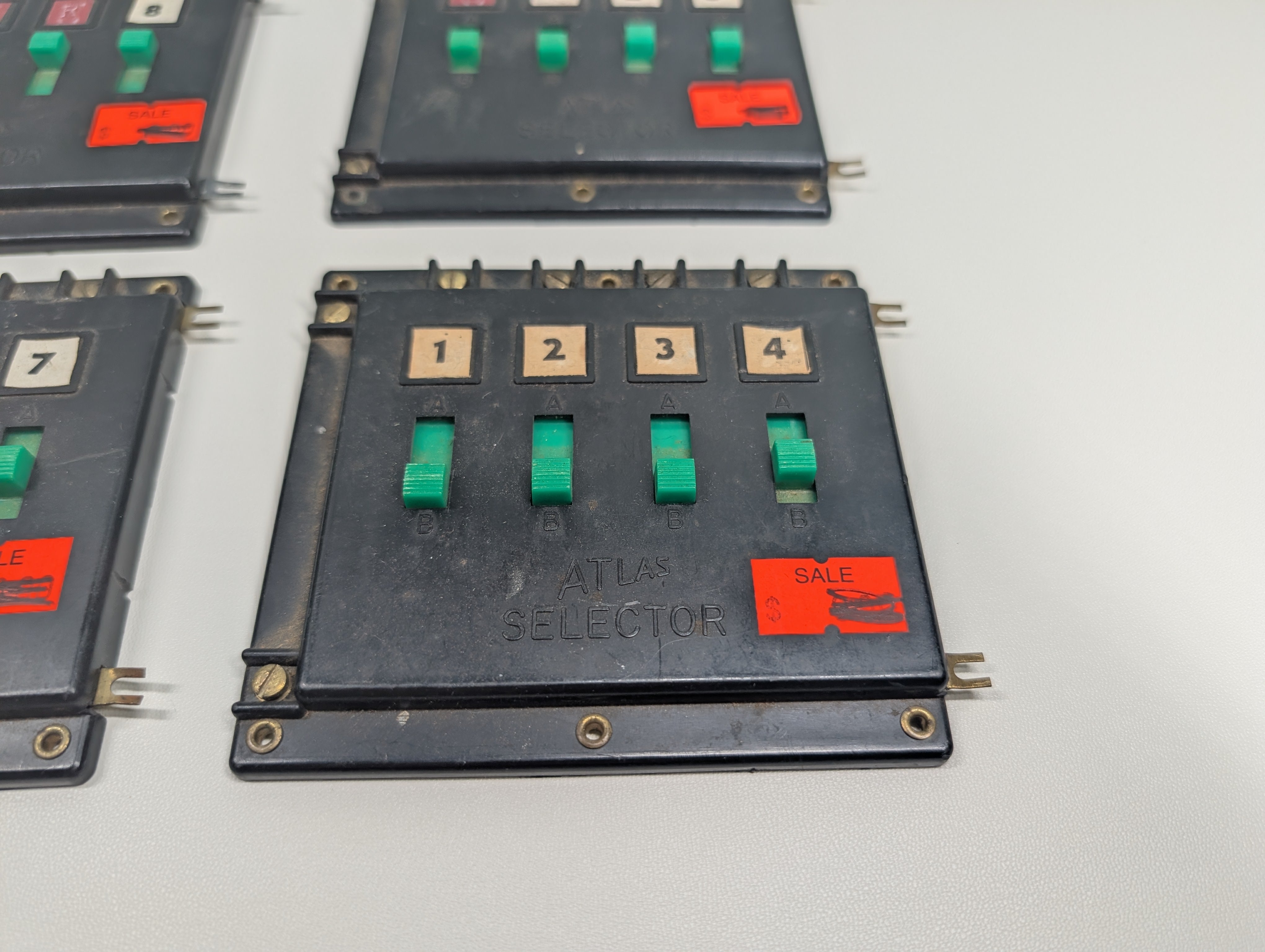 USED Atlas MULTI Scale Block Selector (4 pcs)