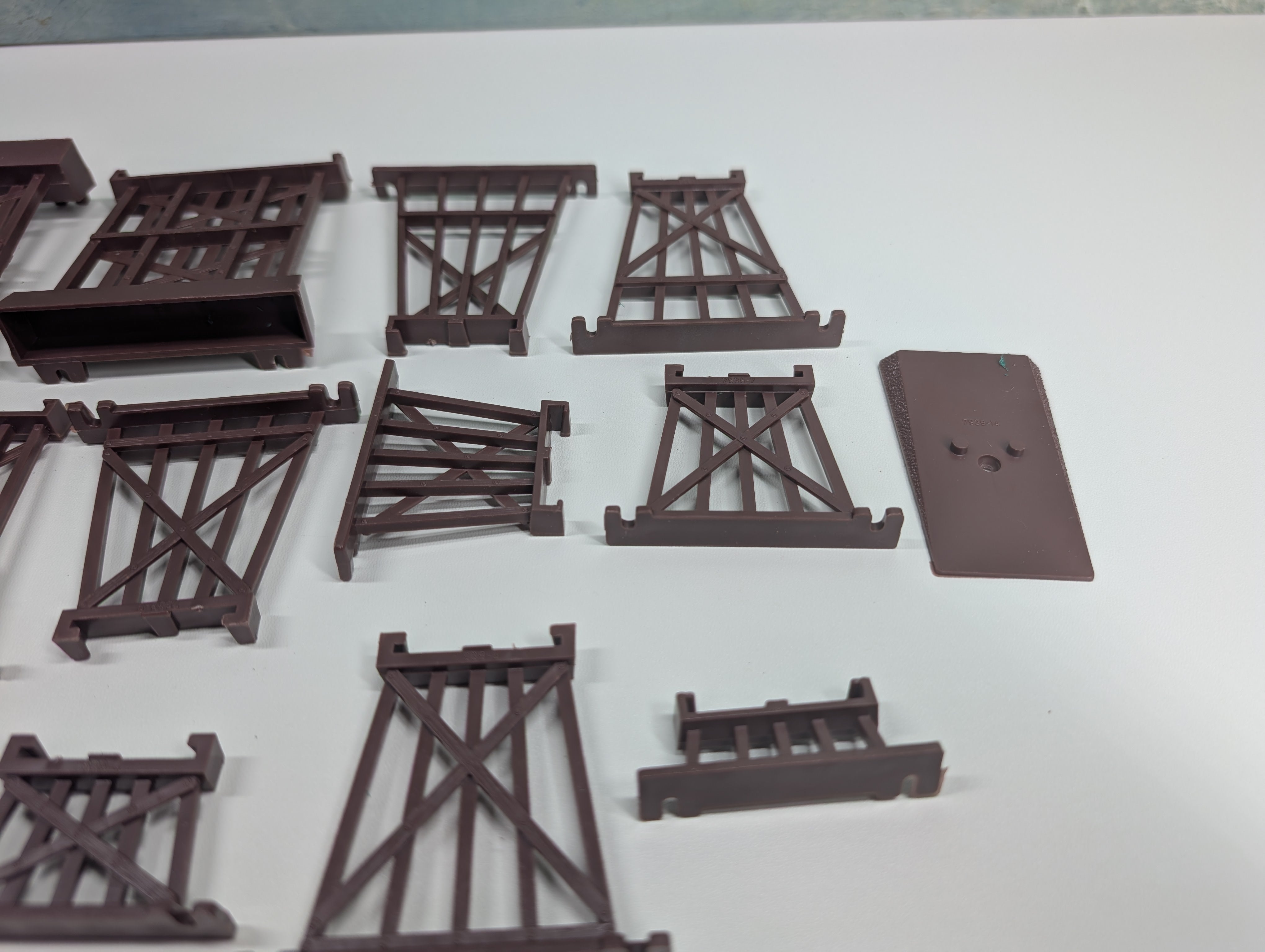 USED Tyco HO Scale Various Trestles (13 pcs)