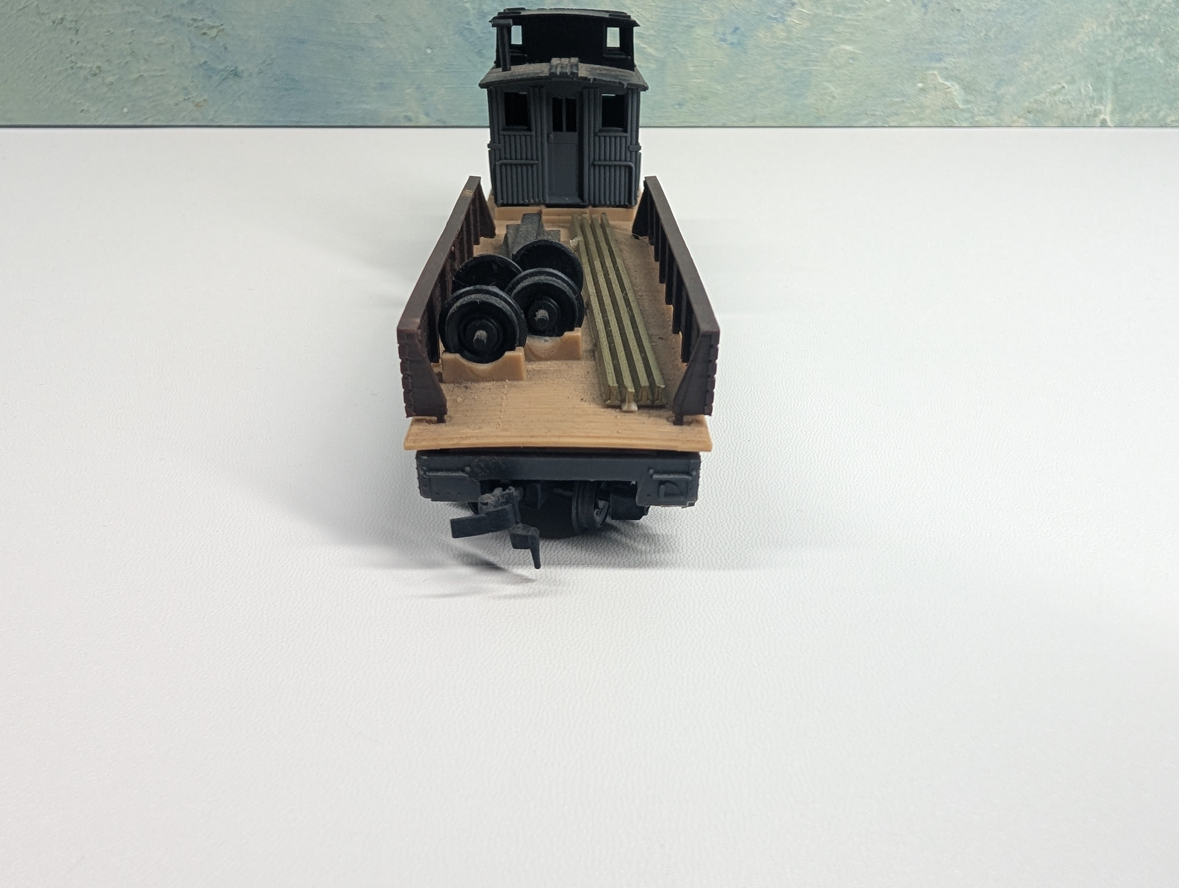 USED Tyco HO Scale Boom Tender Flat Car Santa Fe ATSF #932 MOW