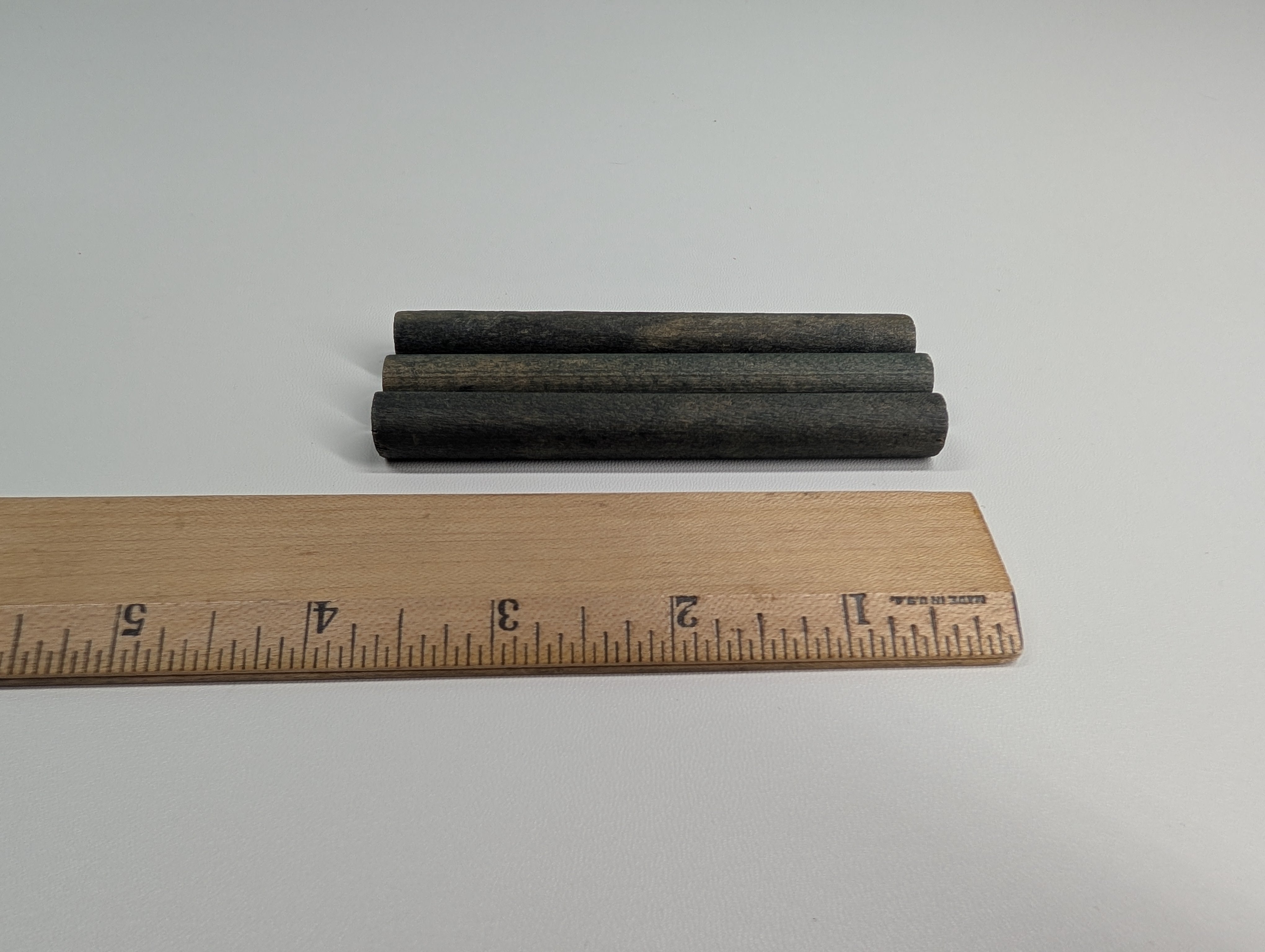 USED Tyco HO Scale Log Load for Skeleton Log Cars (3 pcs)
