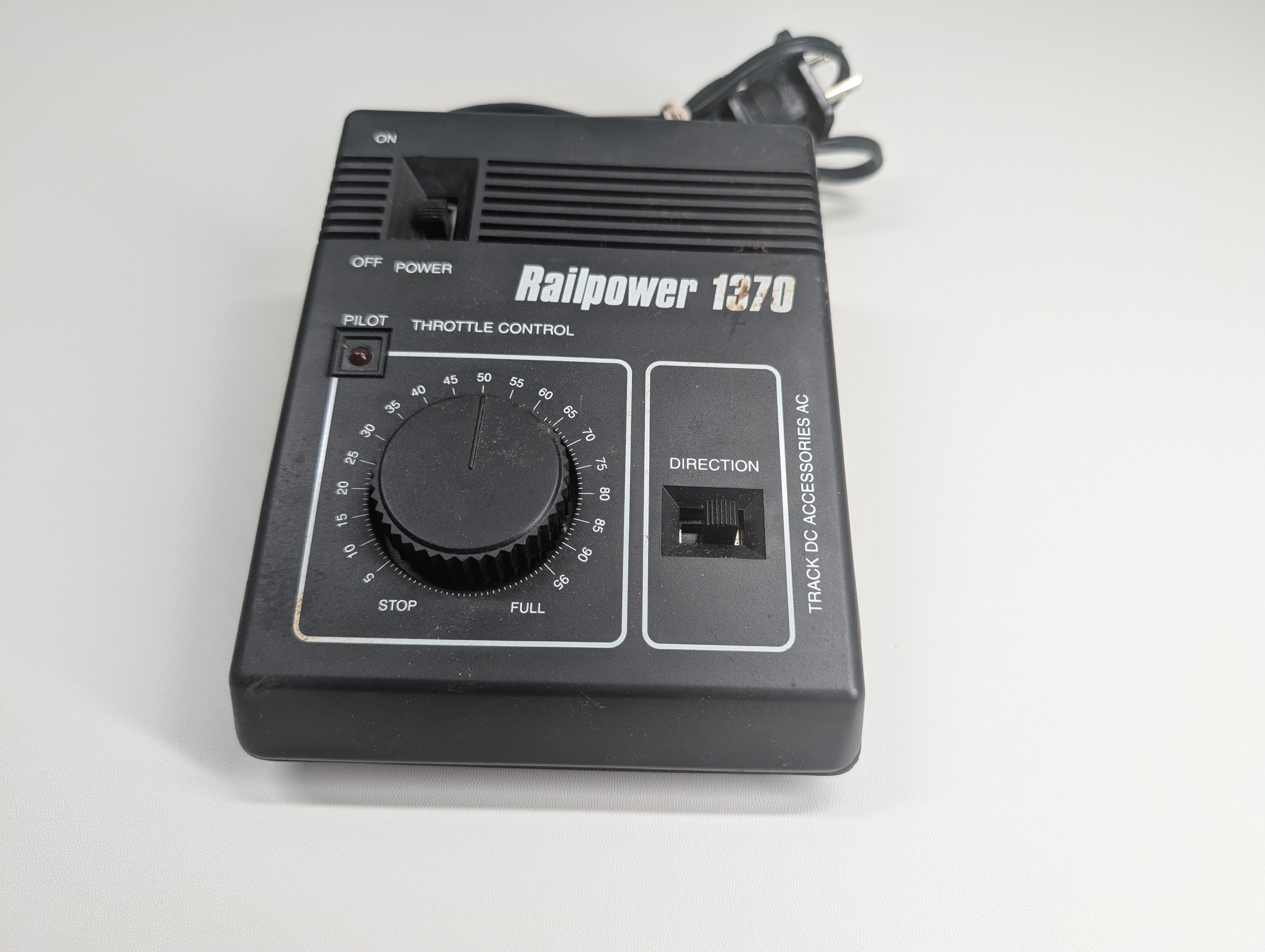 USED MRC MULTI Scale Railpower 1370, HO & N Transformer Tested