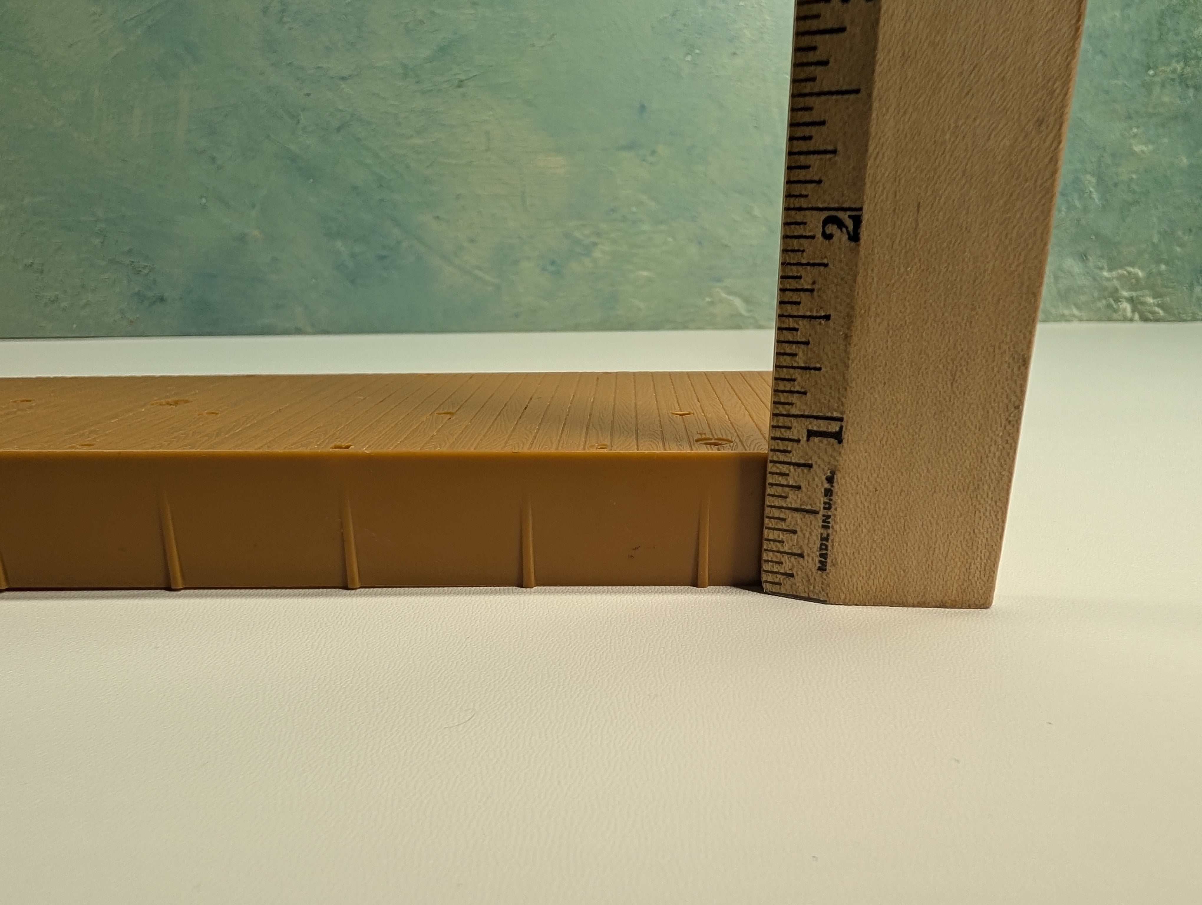 USED Tyco HO Scale Cattle Ramp