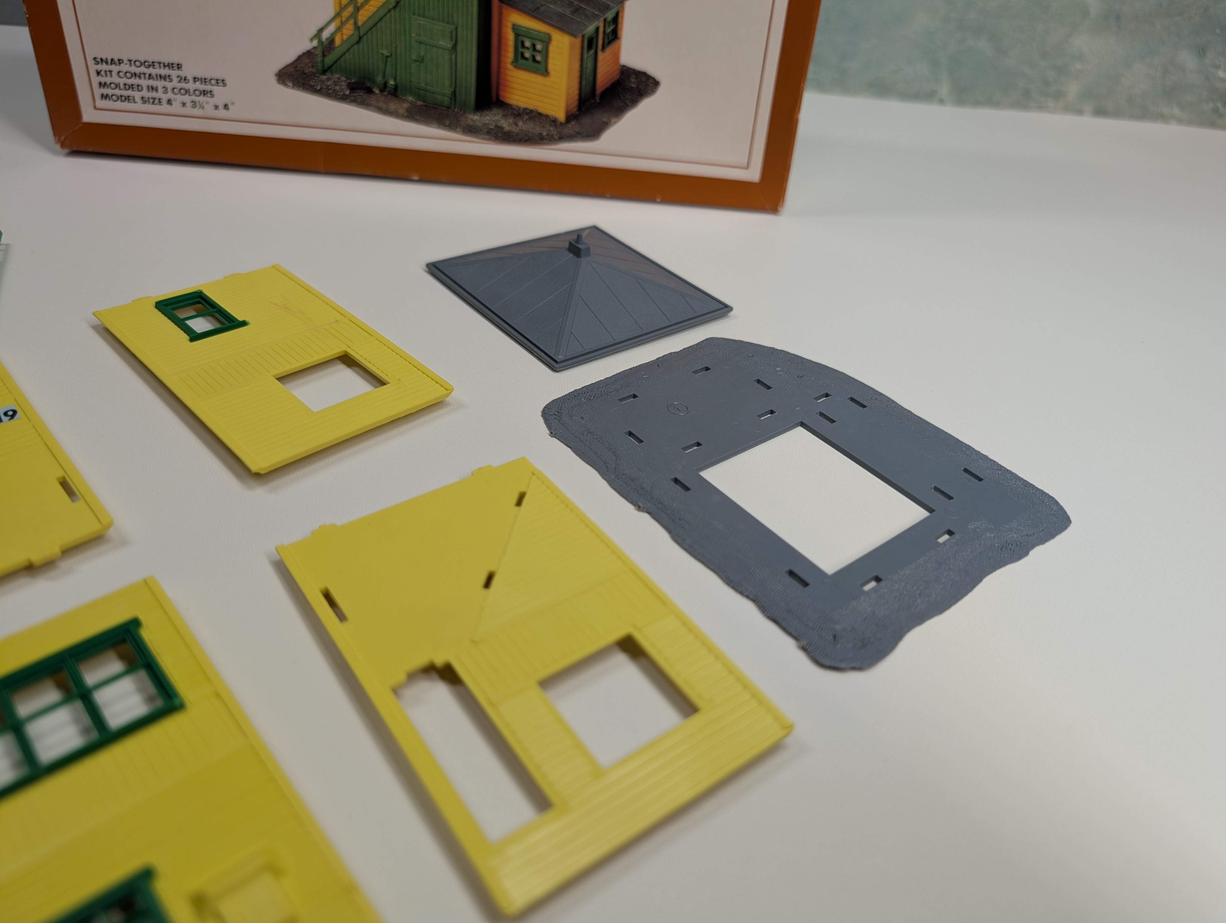 USED Tyco 7768 HO Scale Signal Tower (Snap-Together)