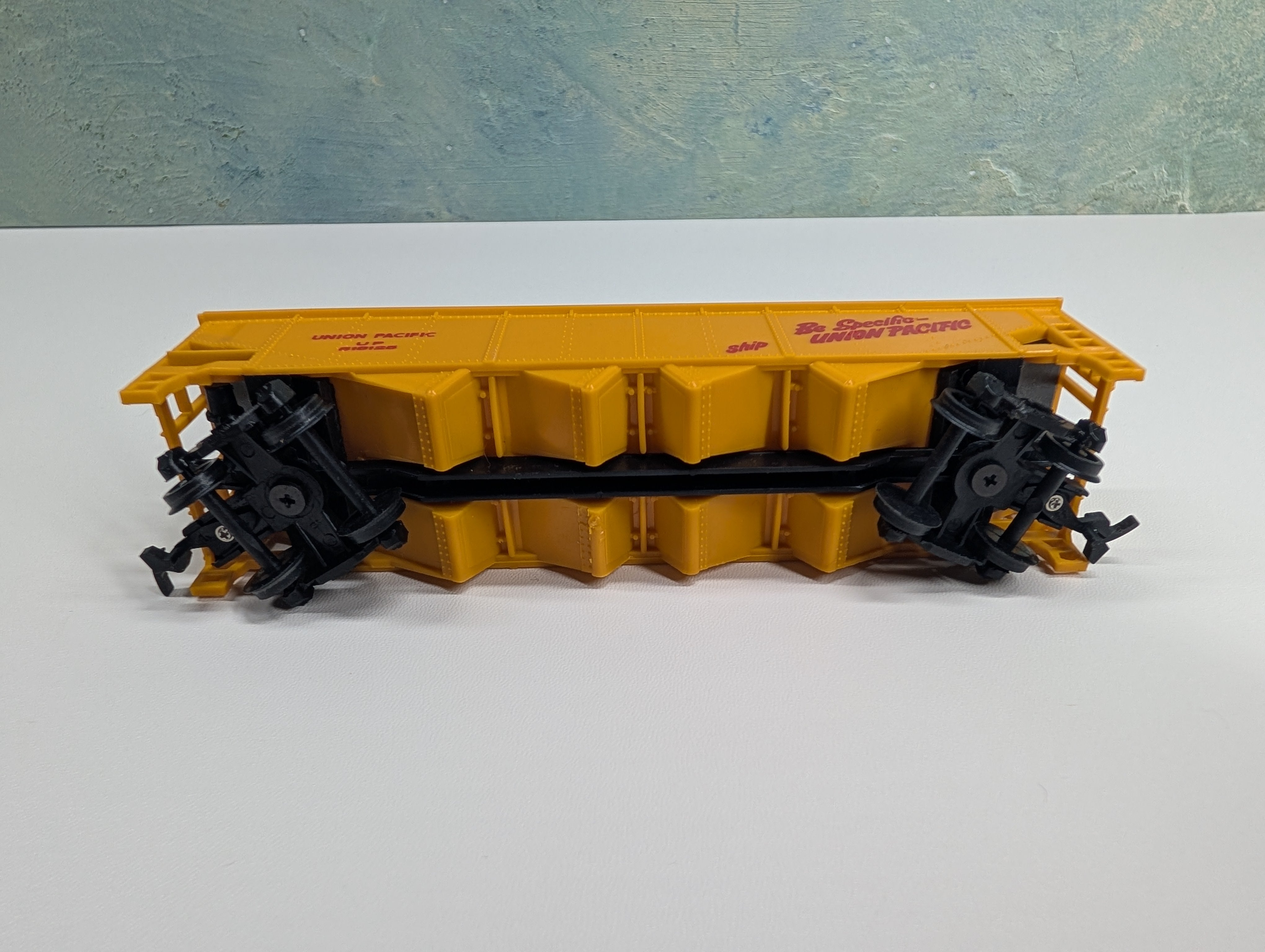 USED HO Scale Quad Hopper Union Pacific UP #518125