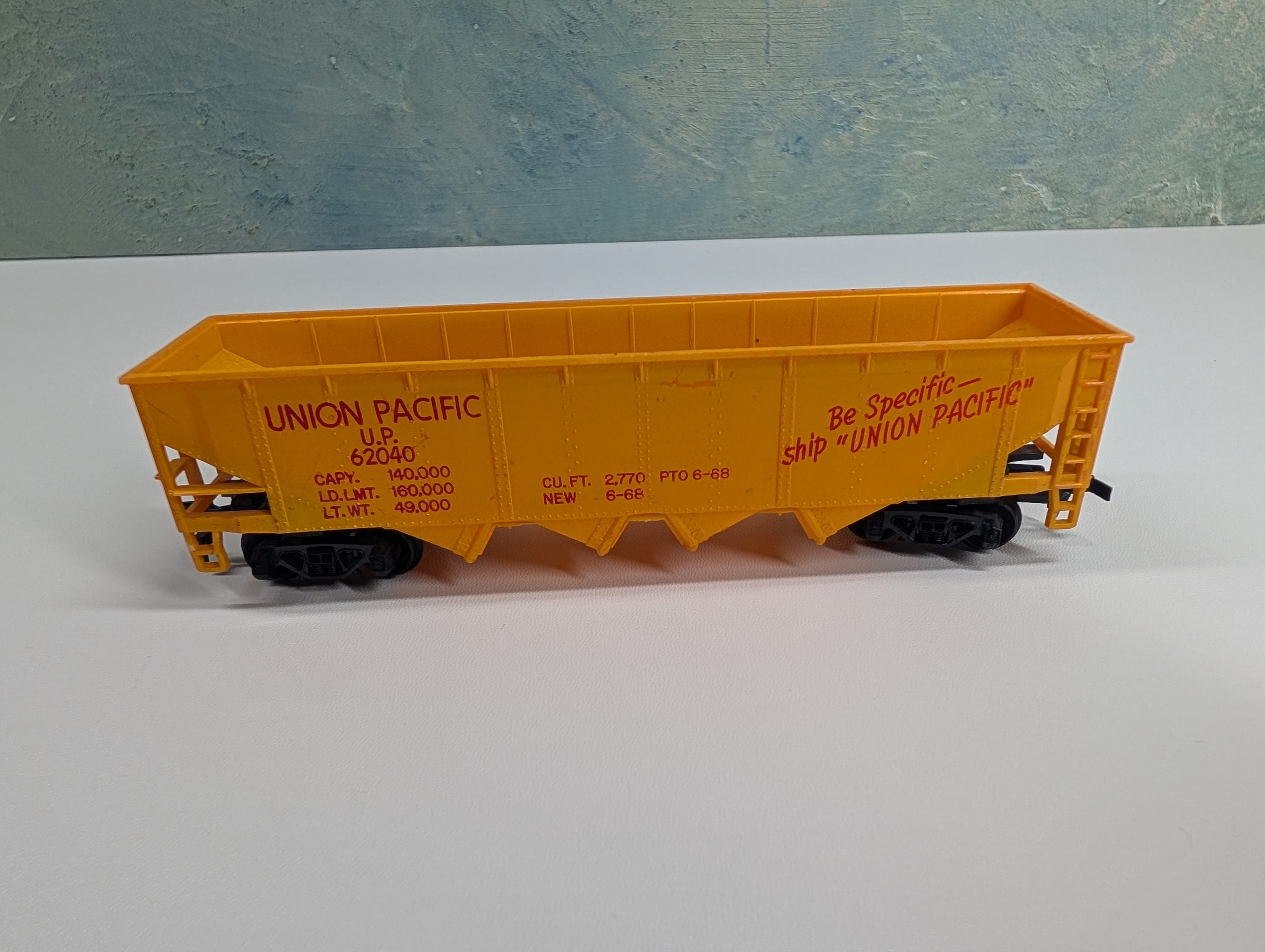 USED Tyco HO Scale Quad Hopper Union Pacific UP #62040