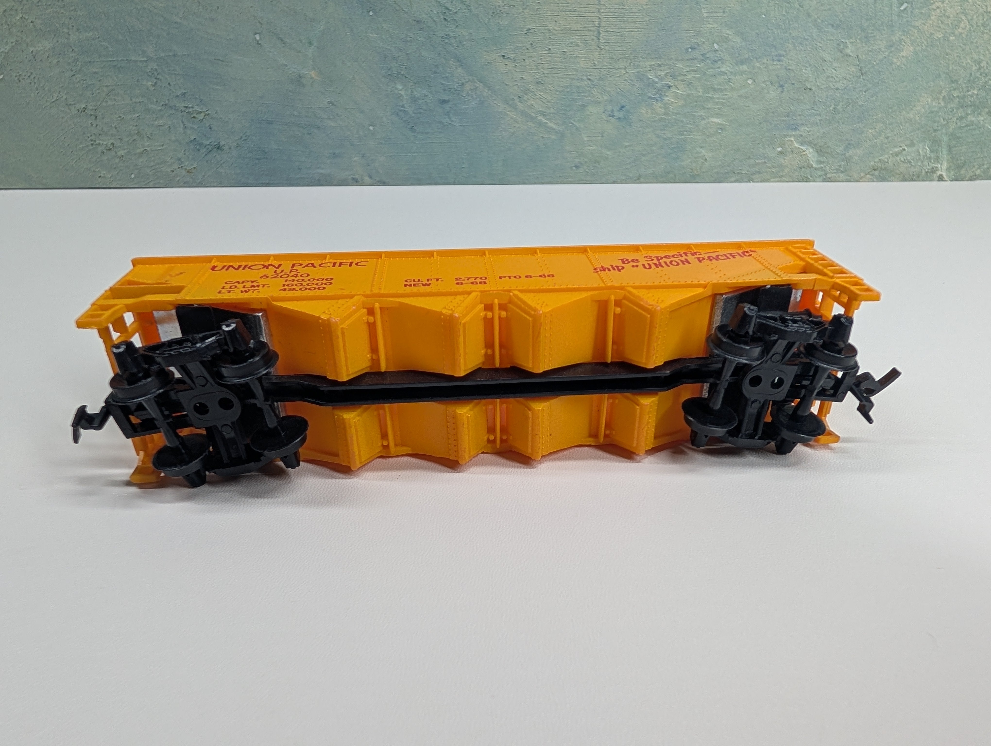 USED Tyco HO Scale Quad Hopper Union Pacific UP #62040