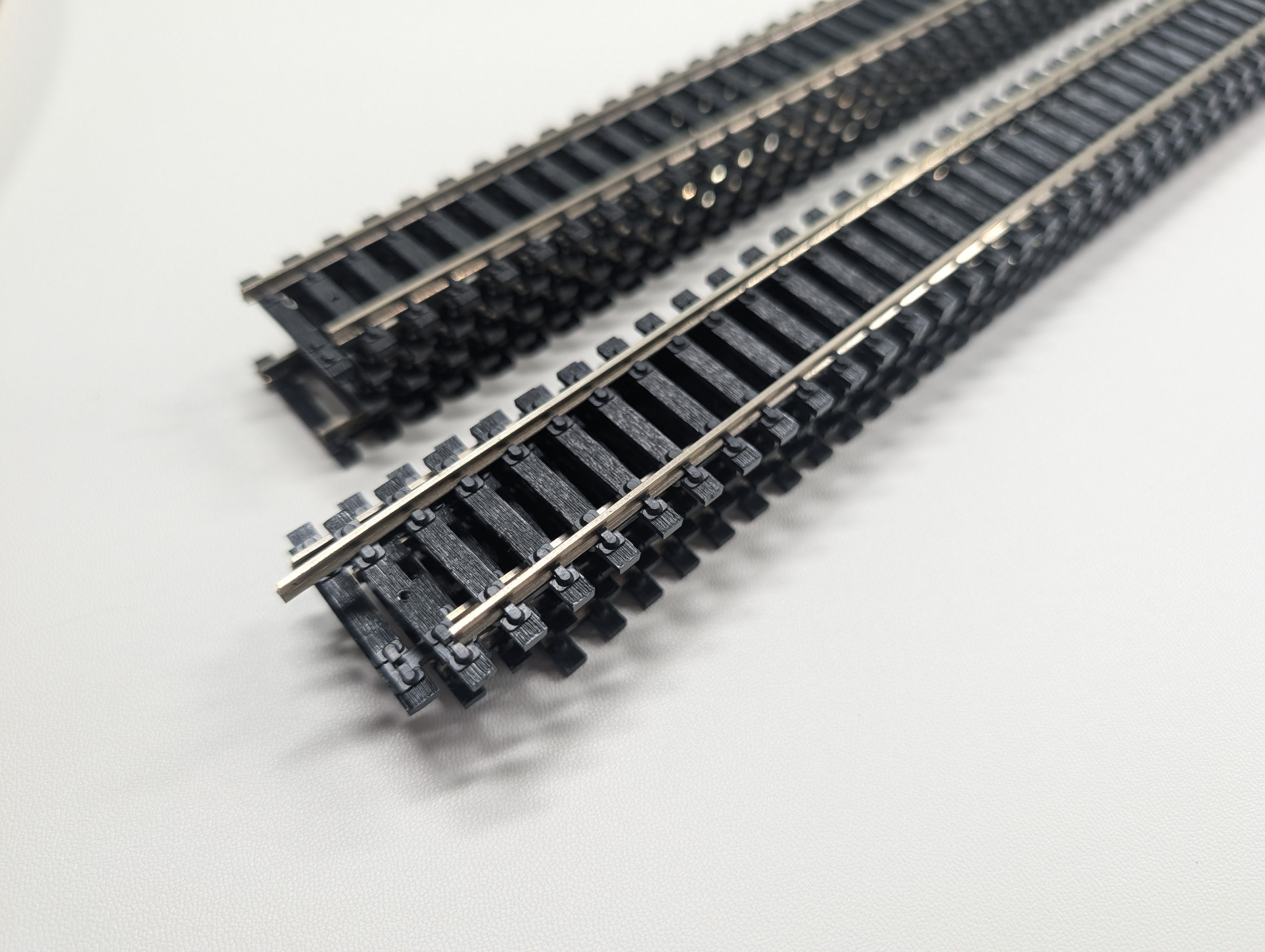 USED Atlas HO Scale Flex Track, Code 100 (10 pcs)