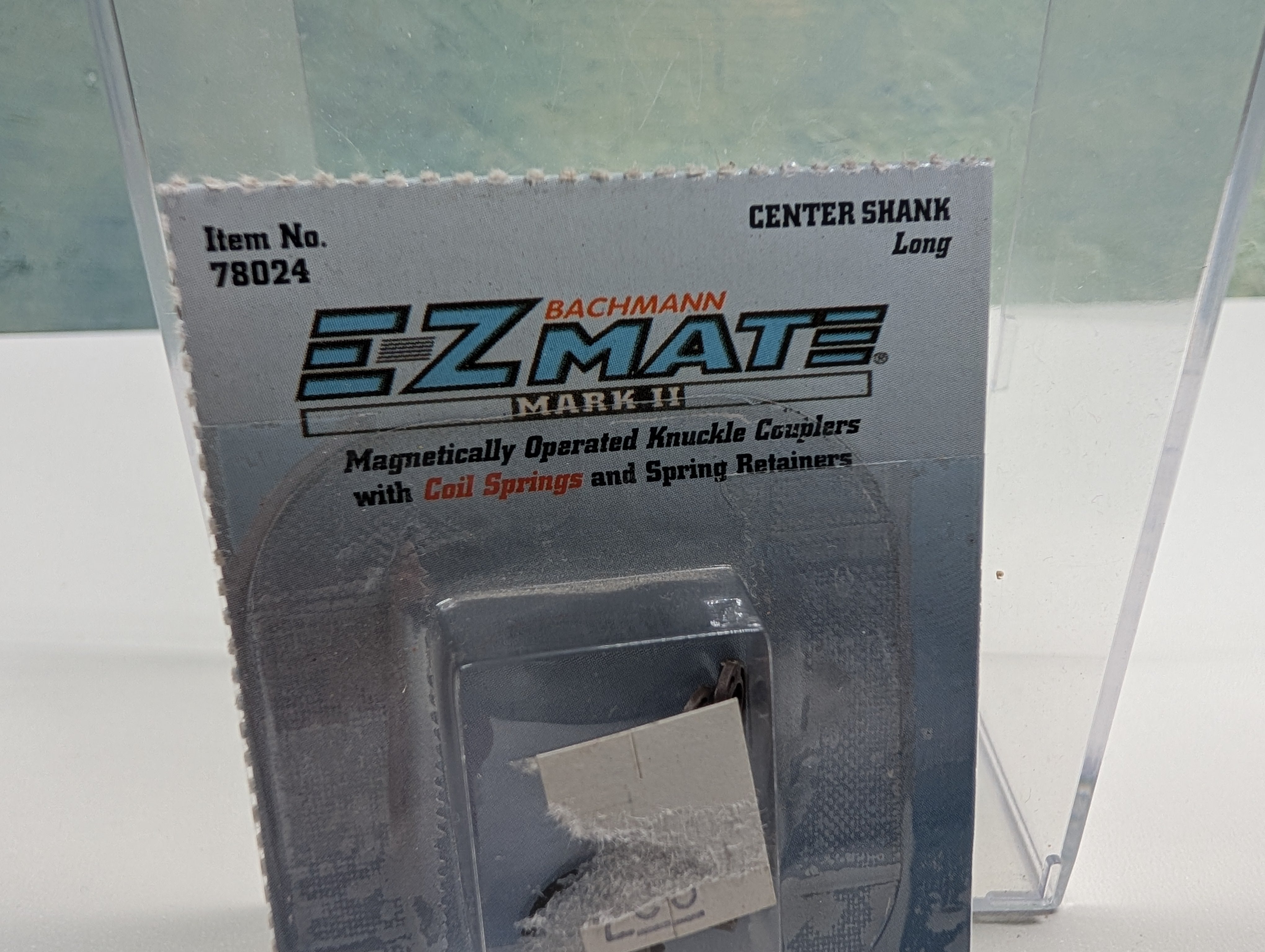 Bachmann 78024 HO Scale Center Shank, Long E-Z Mate Couplers (2 pcs)